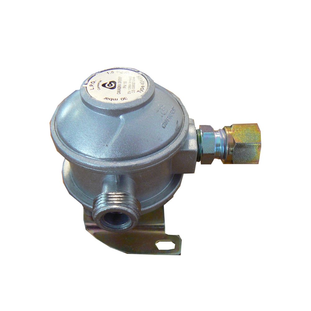 J448 - Bulkhead Regulator Angled 8mm | Hamdden Caravan Spare Parts